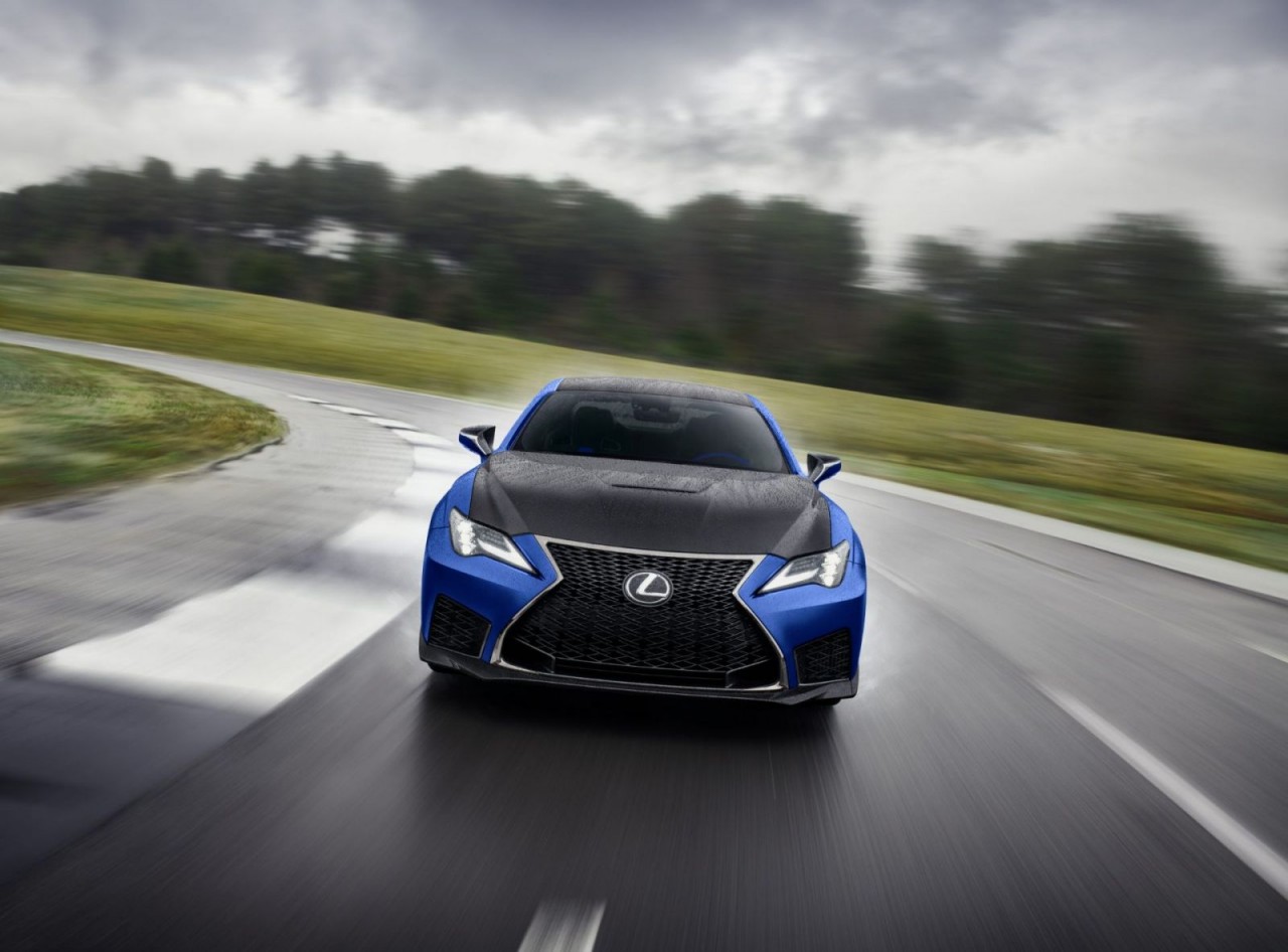 Lexus trình làng bộ đôi xe thể thao RC F và RC F Fuji Speedway Edition 2022